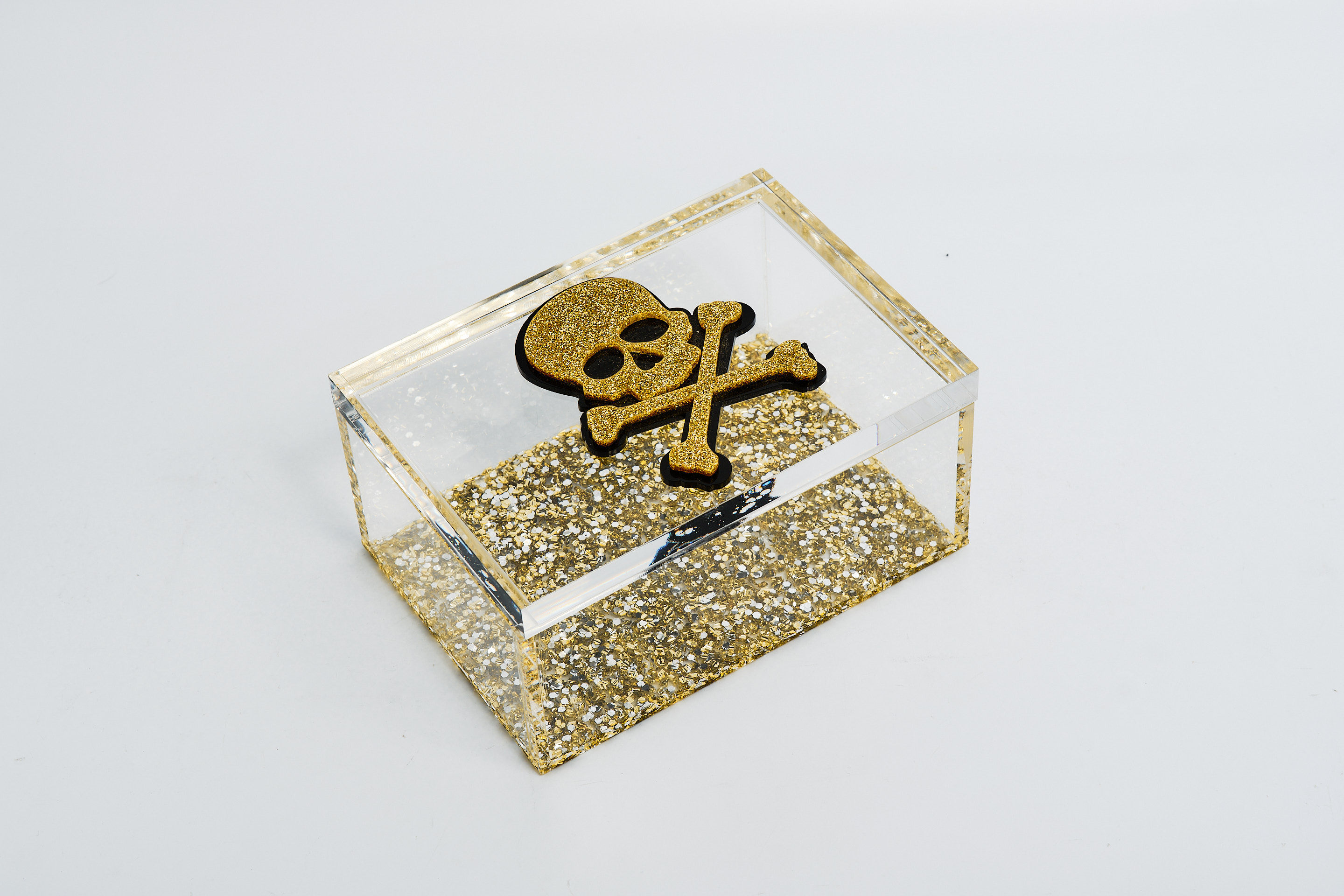 SKULL BOX – love lucite